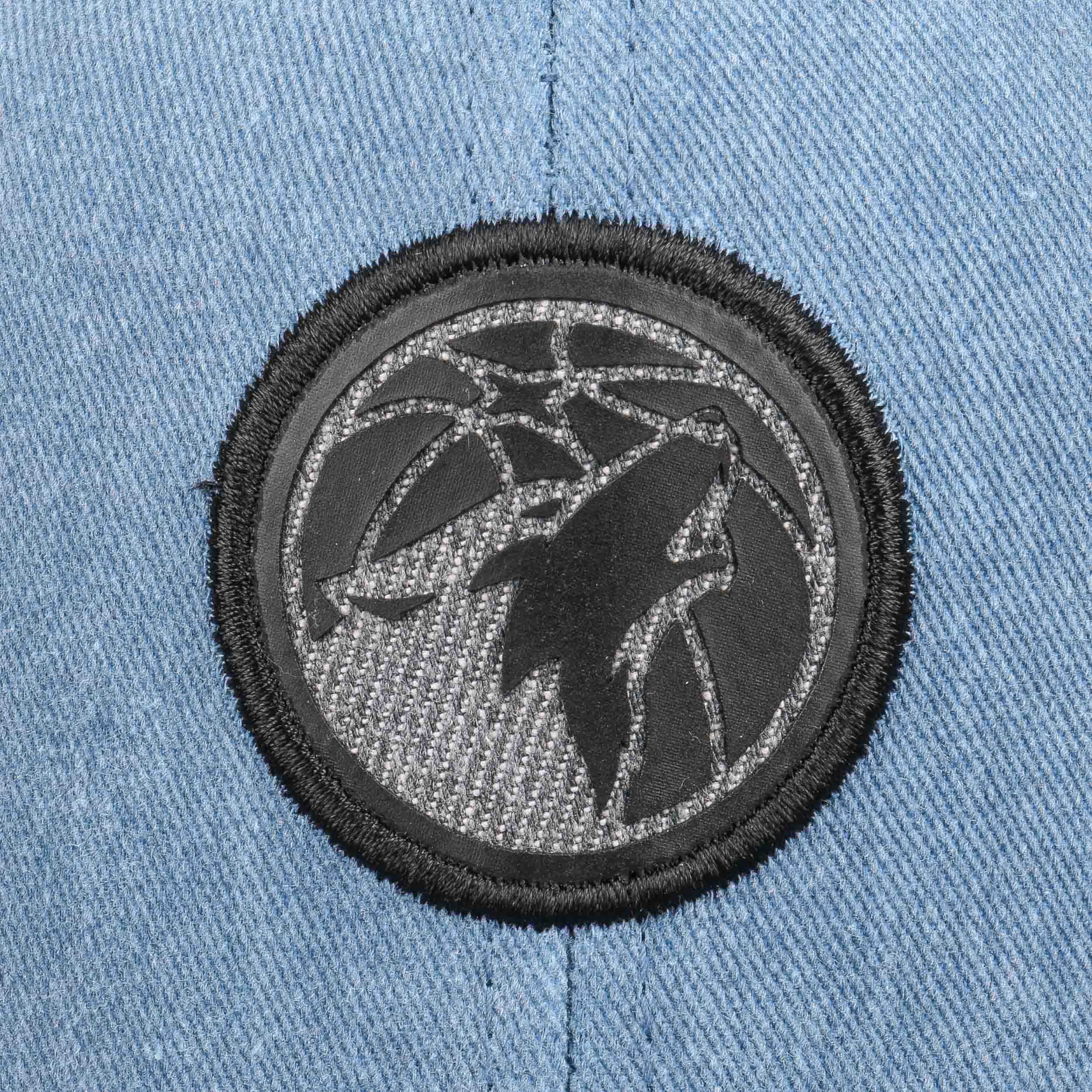 110 Heather Timberwolves Pet by Mitchell & Ness - € 29,95