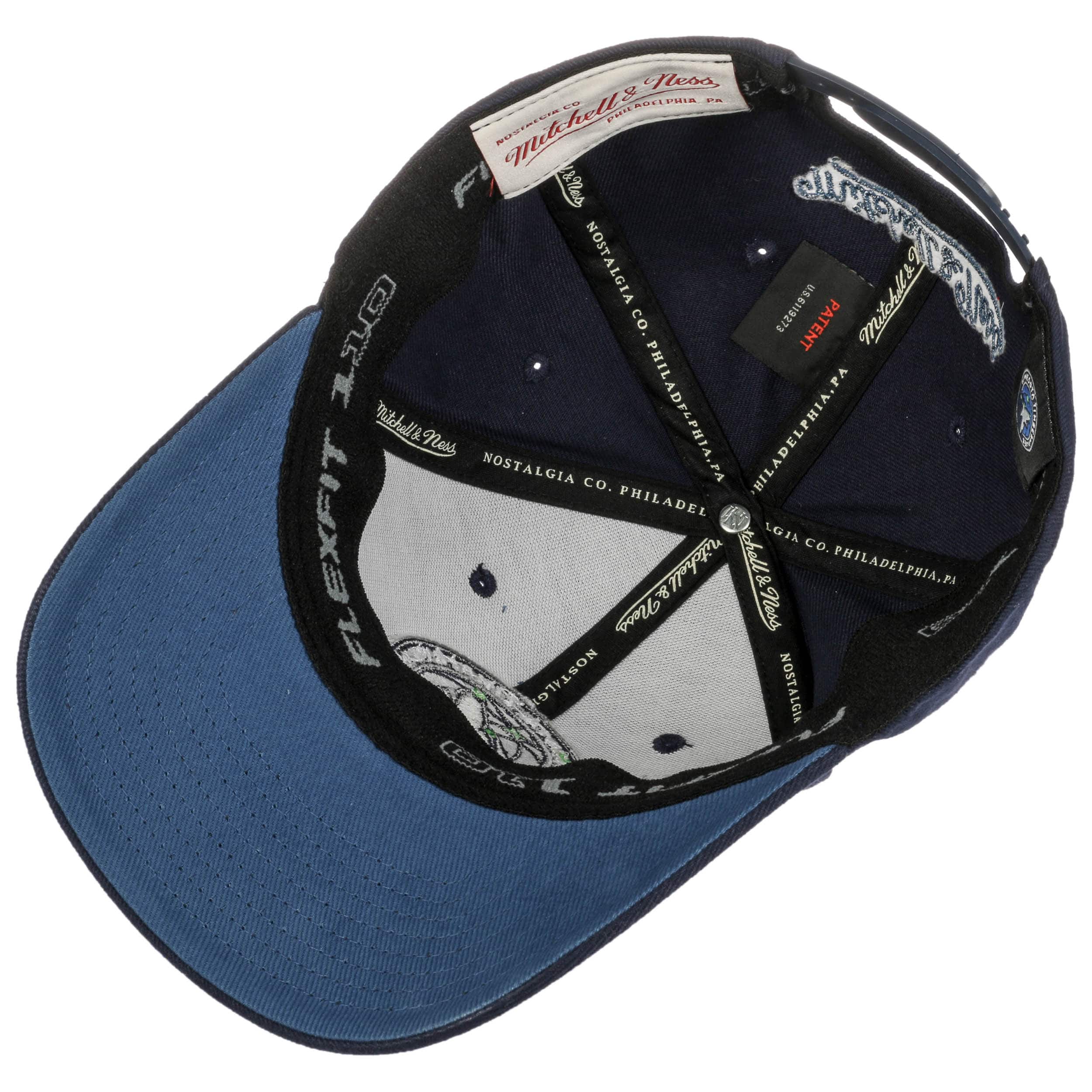 110 Team Timberwolves Pet by Mitchell & Ness - € 29,95