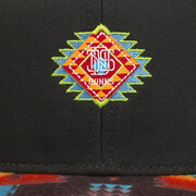 6 Panel Aztek Crown Pet by Djinns - € 29,99