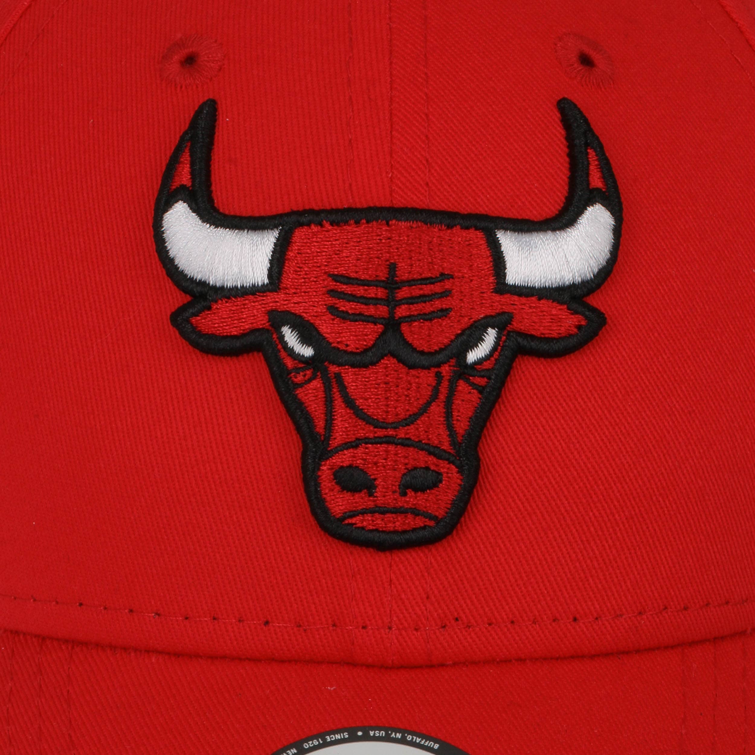 9Forty Junior Bulls Pet by New Era - € 17,95