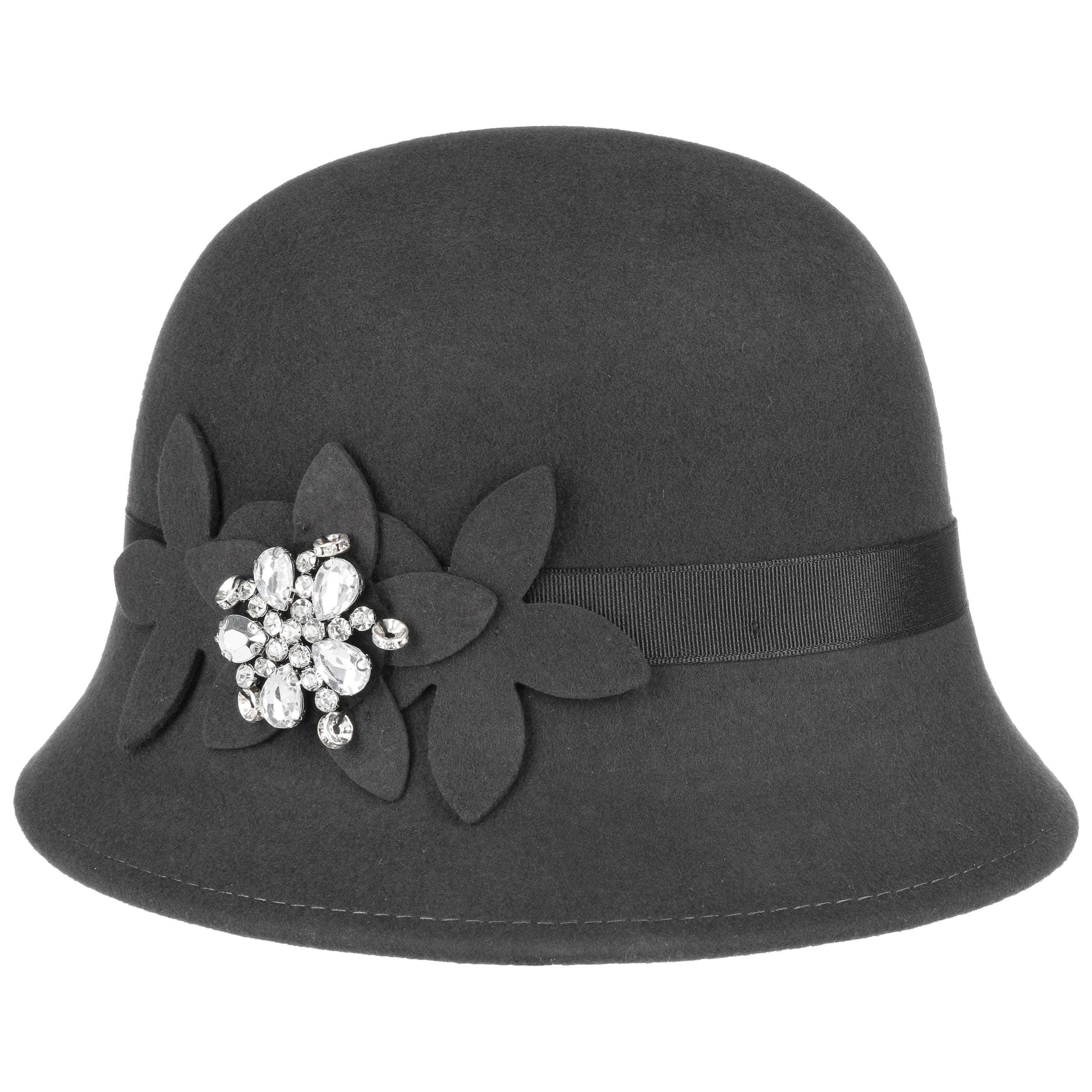 Cloche Hoed met Viltbloemen en Strass by Lipodo - € 49,95