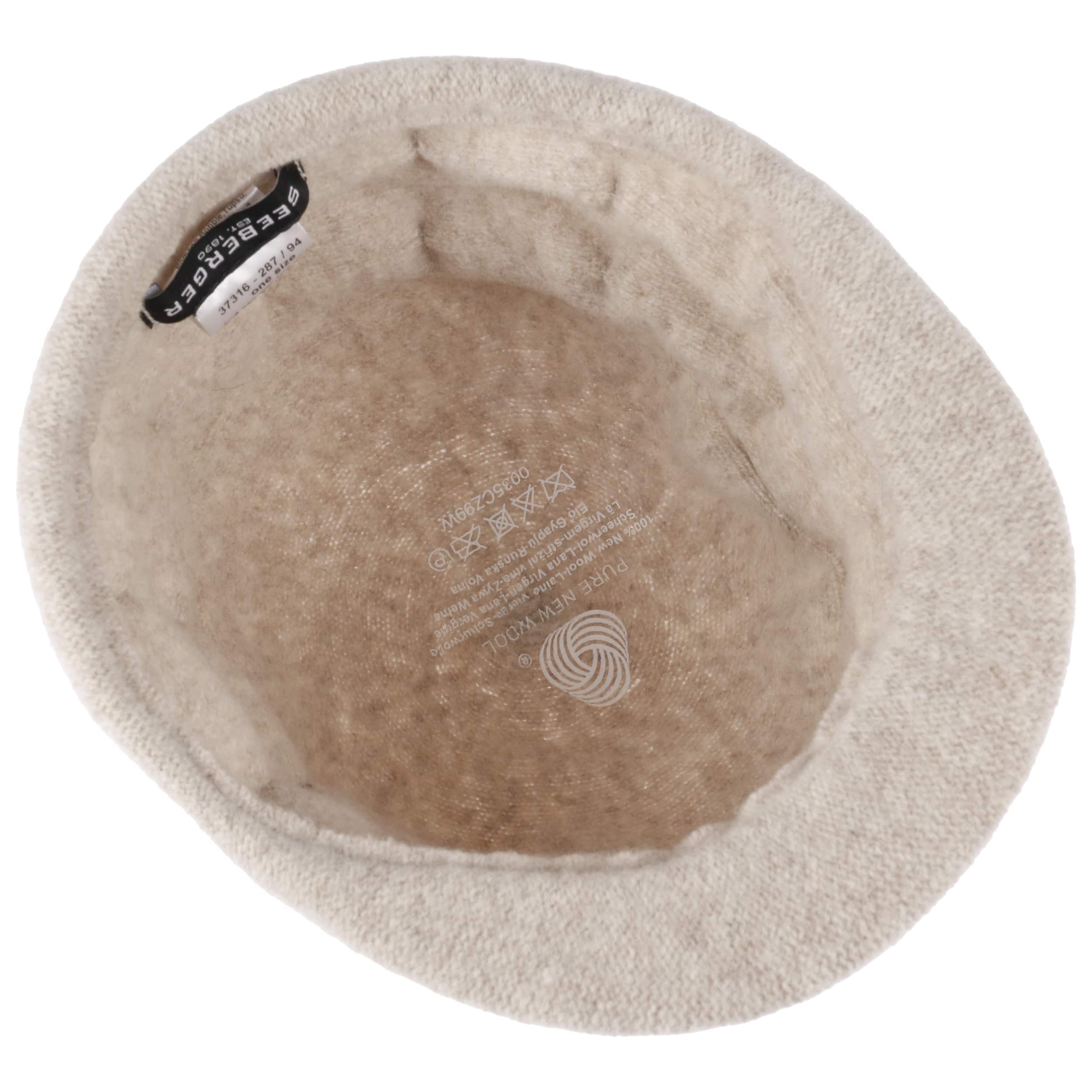 Muts van Gevilte Wol met Pompon by Seeberger - € 69,95