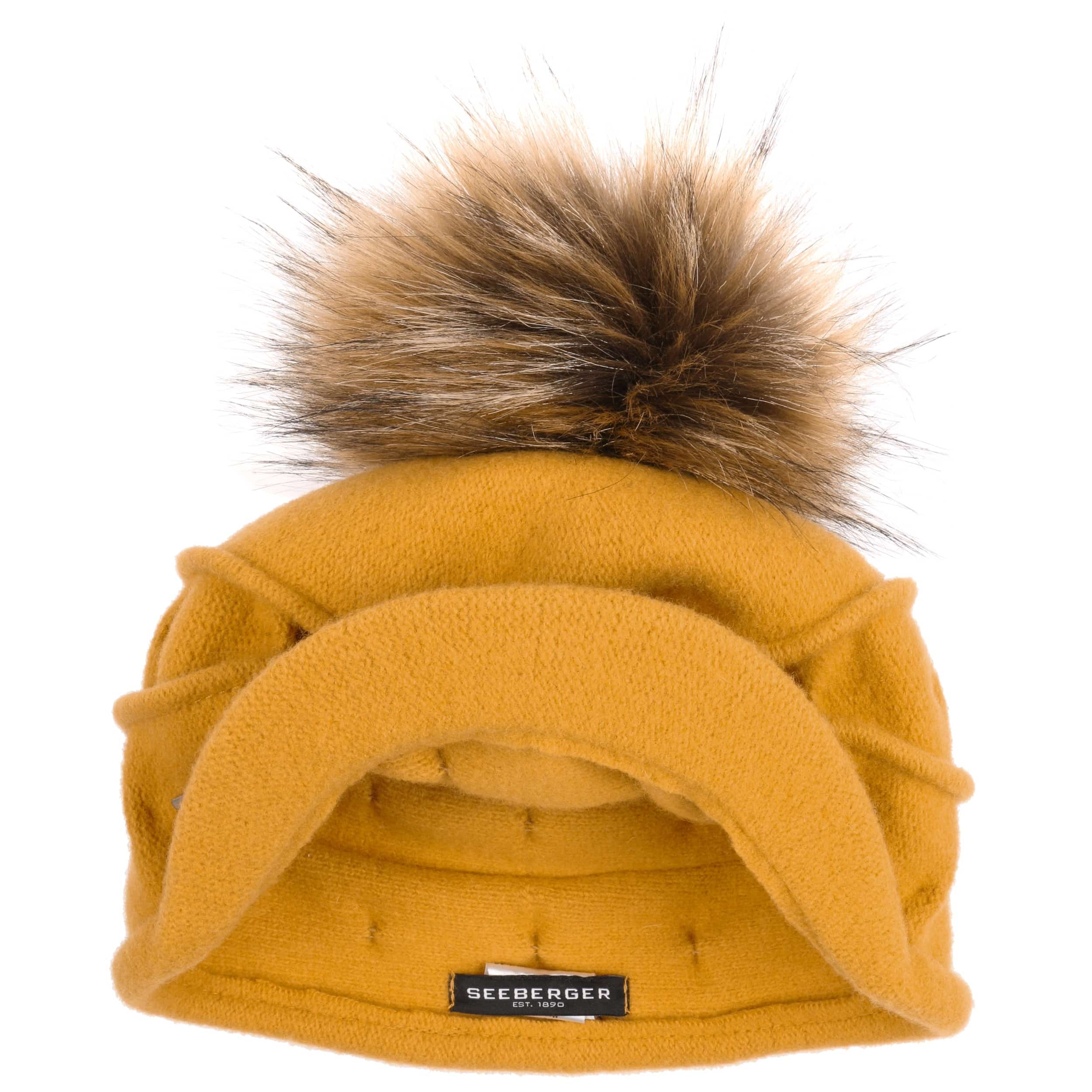 Muts van Gevilte Wol met Pompon by Seeberger - € 69,95