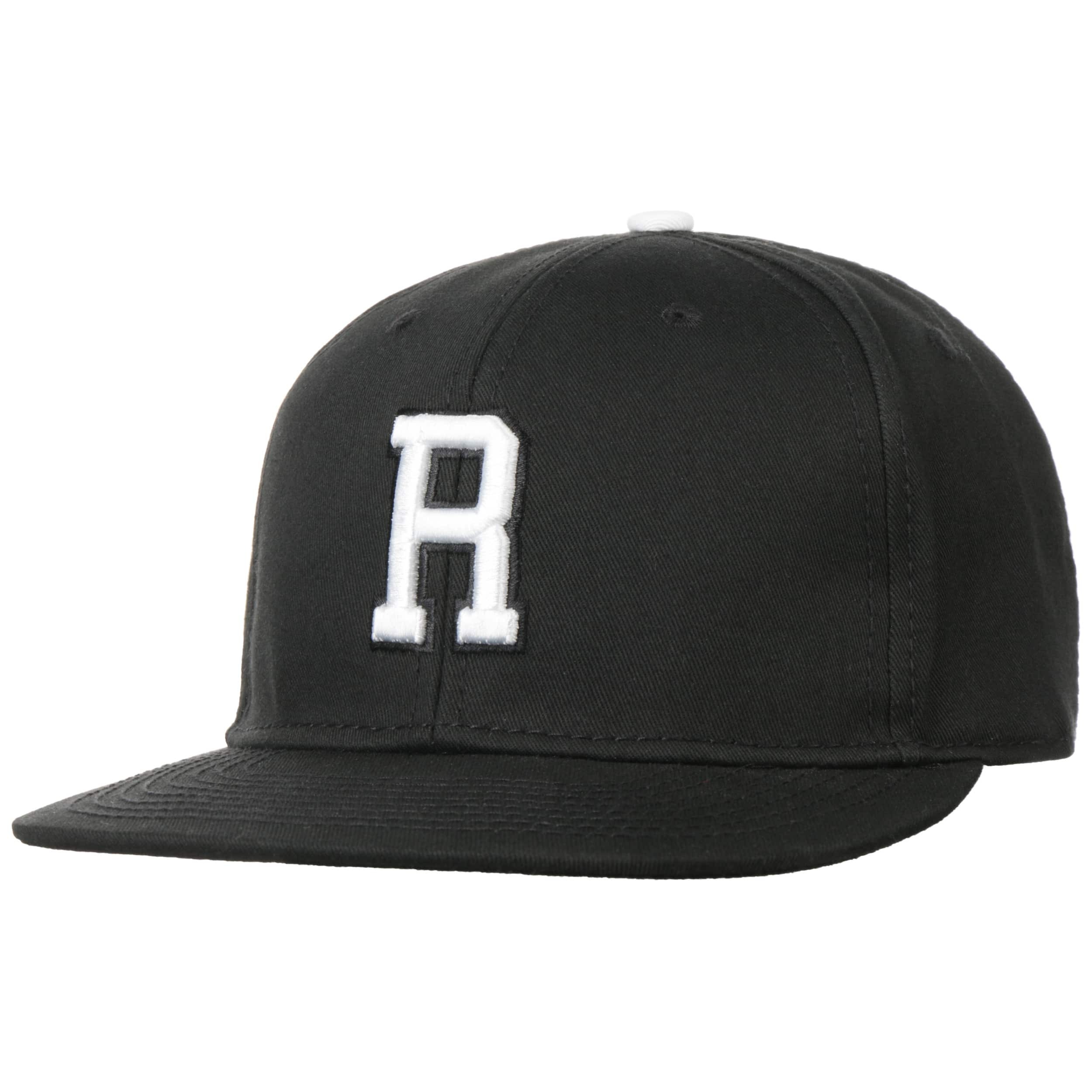 R Letter Snapback Cap - € 19,99