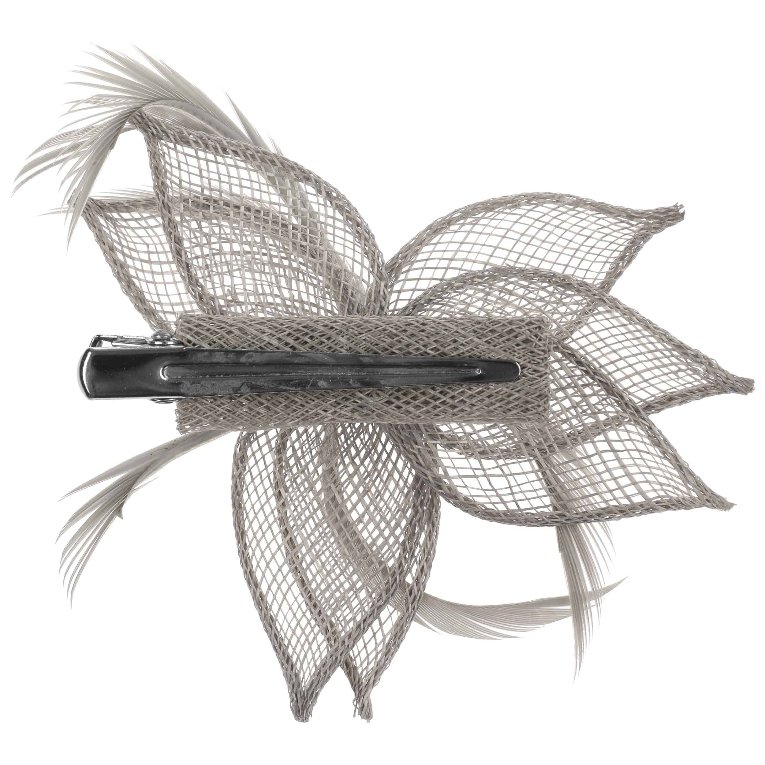 Sinamay Blossom Fascinator by Seeberger - € 29,95