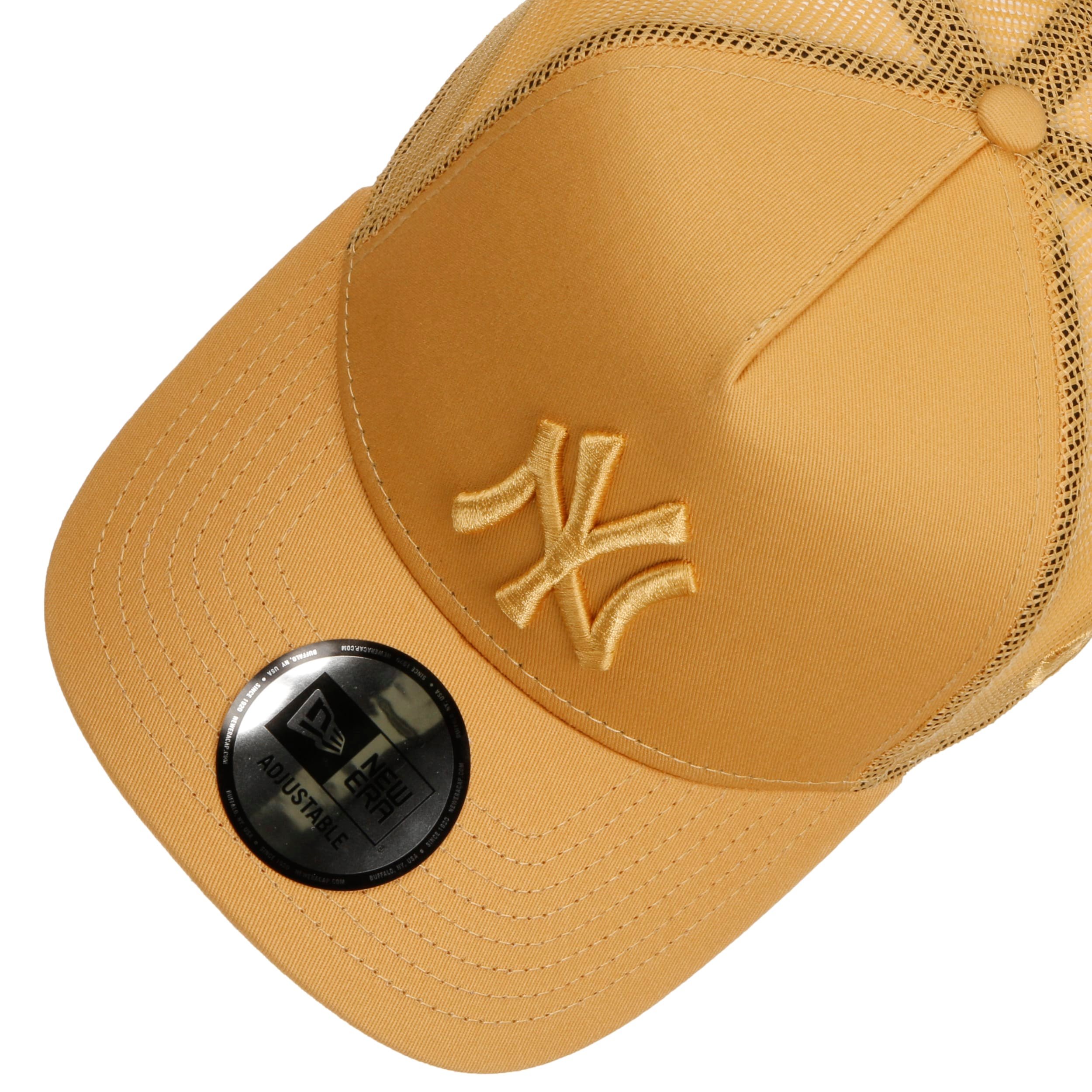 Uni Yankees Ess Trucker Pet by New Era - € 35,95