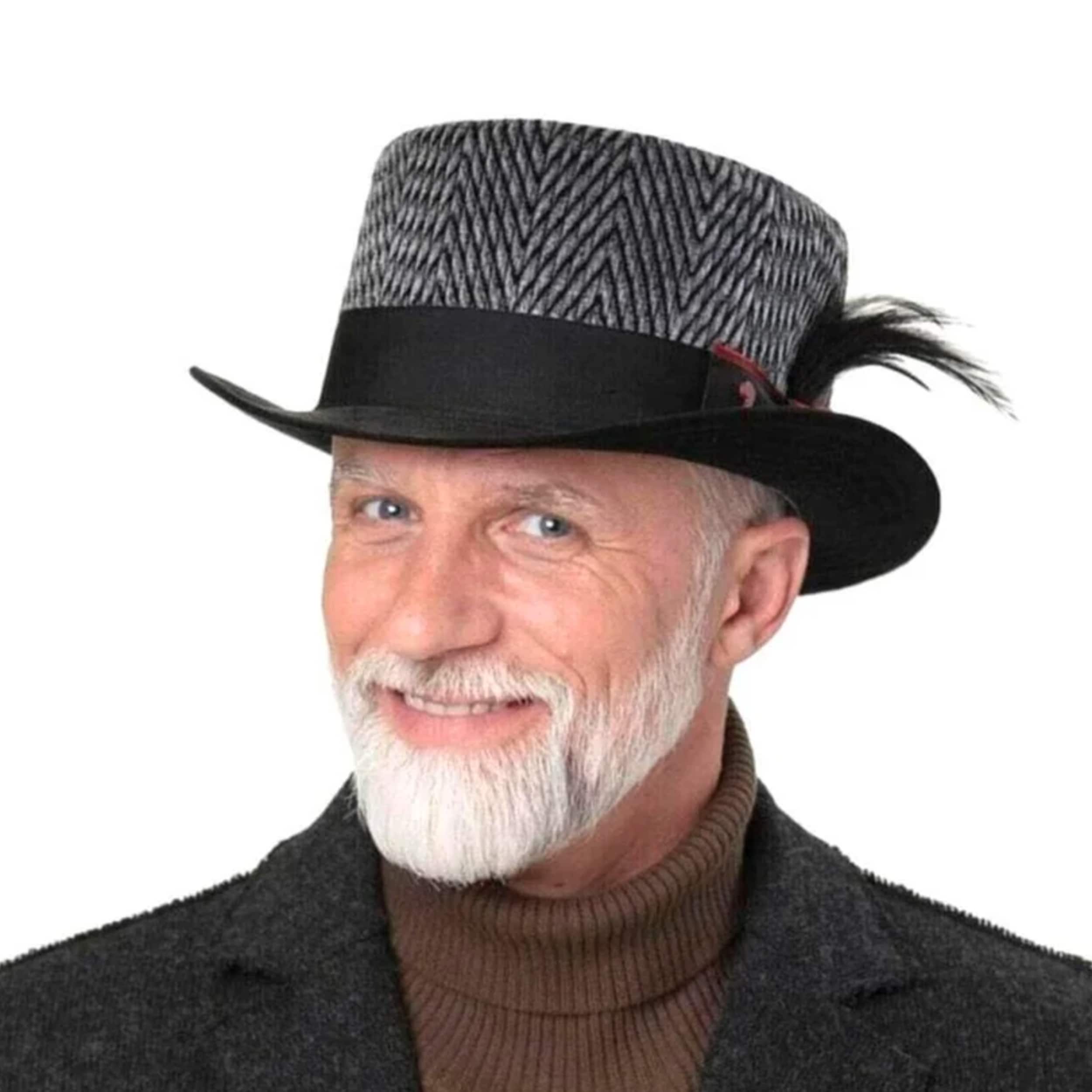 Warrensburg Hoge Hoed met Pluim by Alfonso D’Este - € 199,00